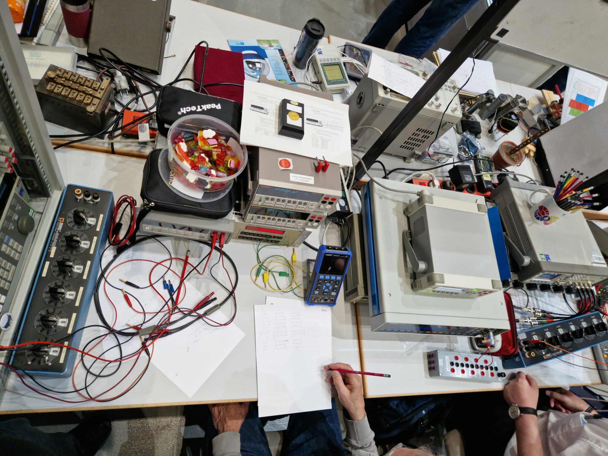 LTZ1000 based Voltage References and CERN’s HPM7177 – physik.co-i60.com