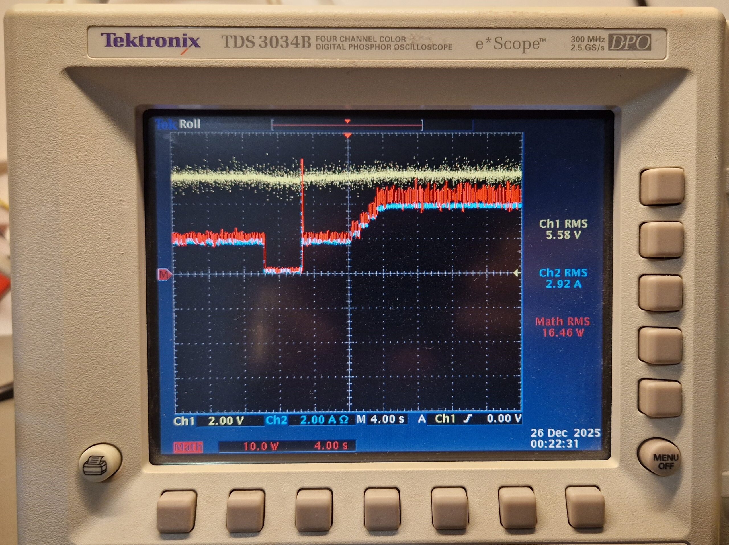 Recharging Ni-Cd batteries for Tektronix THS 720 STD portable ...